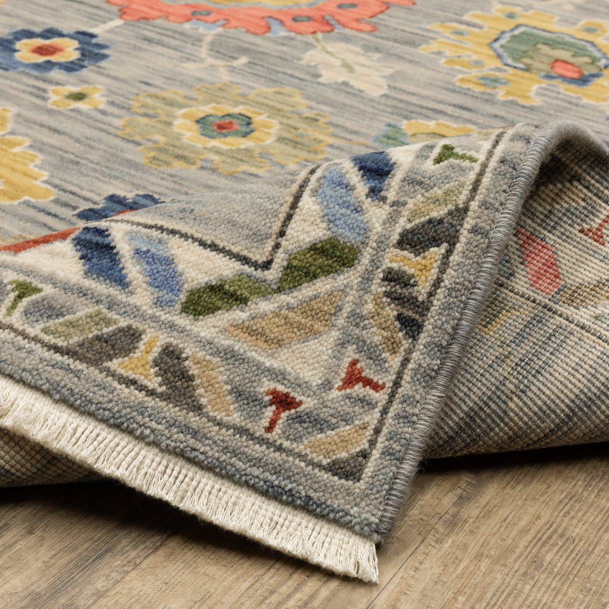 Oriental Weavers Lucca 2888 Traditional / Oriental Area Rugs | Rugs Direct