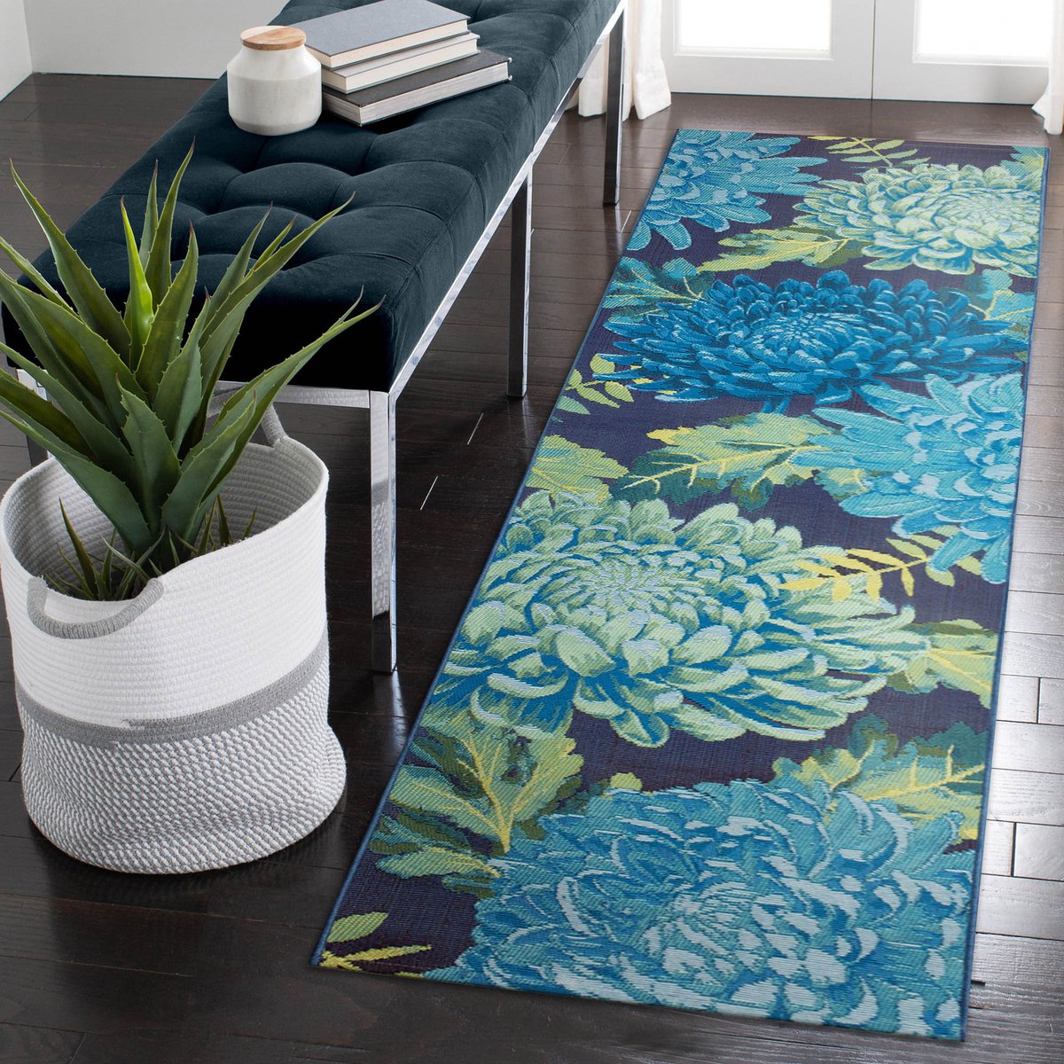 Liora Manne Marina Mum Floral / Botanical Area Rugs | Rugs Direct