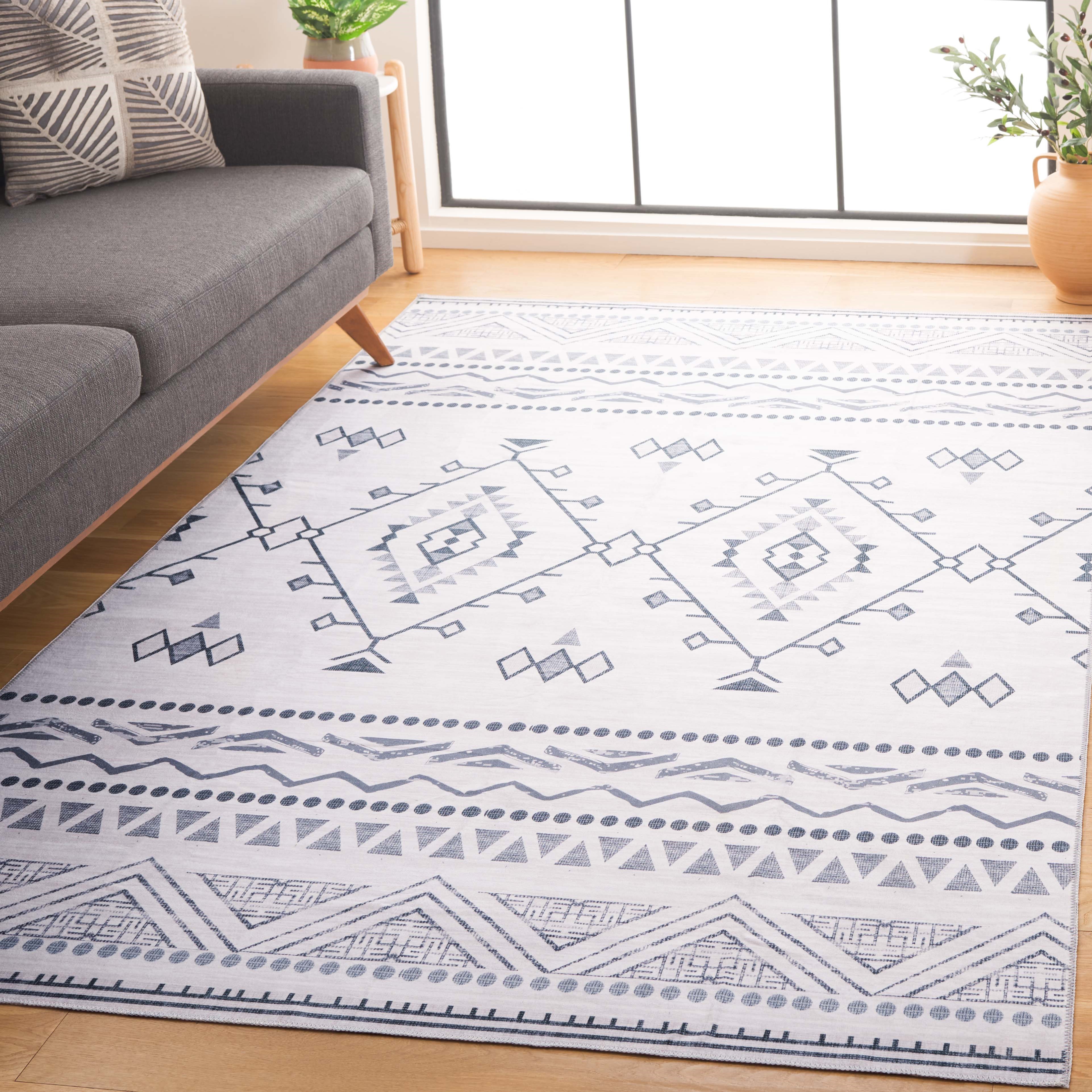 Safavieh Arizona ARZ-104 Southwestern Area Rugs | Rugs Direct