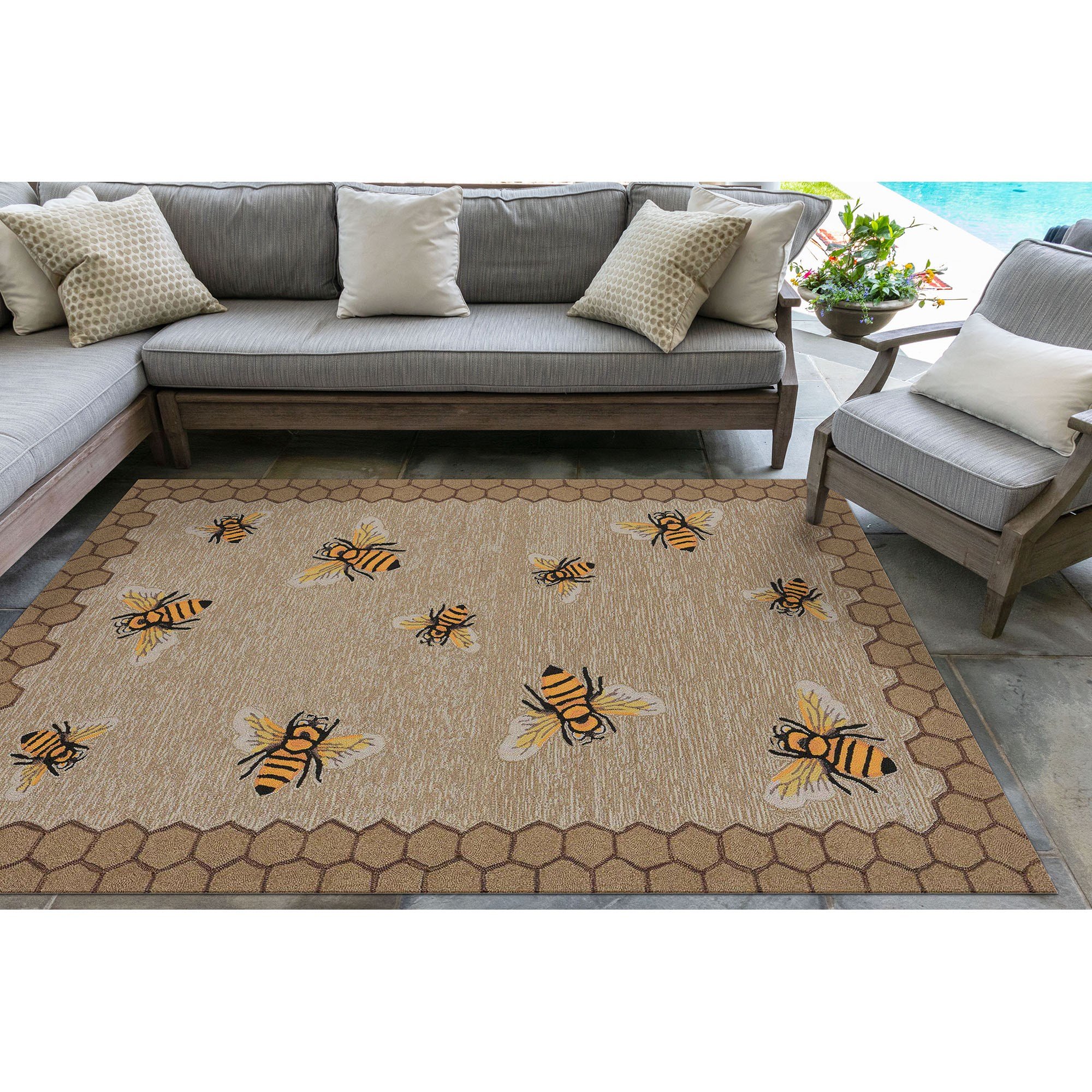 Liora Manne Front Porch Honeycomb Bee Rugs | Rugs Direct